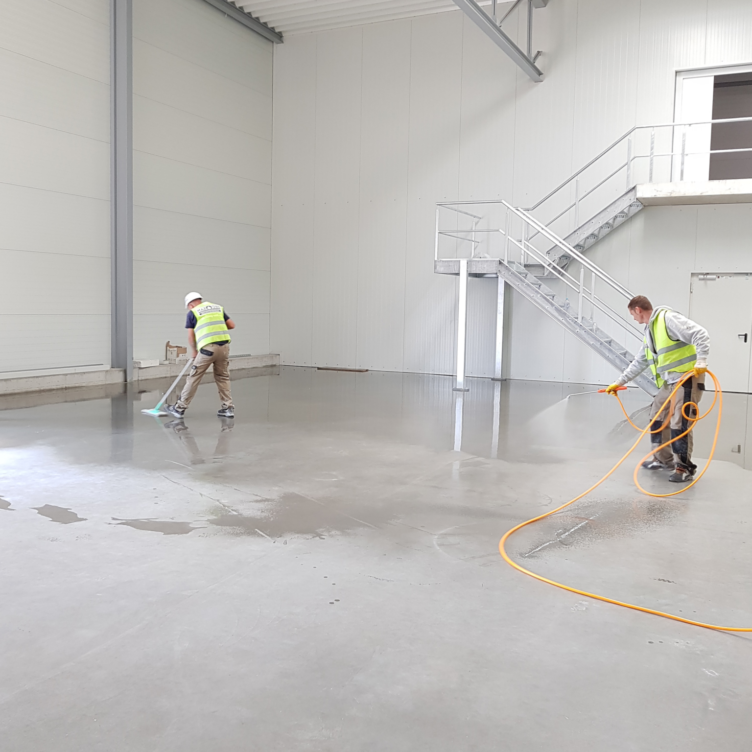 Tips on keeping the workplace safe – Oversee